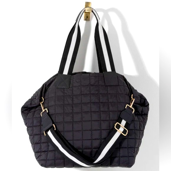 Shiraleah | Bags | Shiraleah Ezra Quilted Nylon Travel Tote Black ...